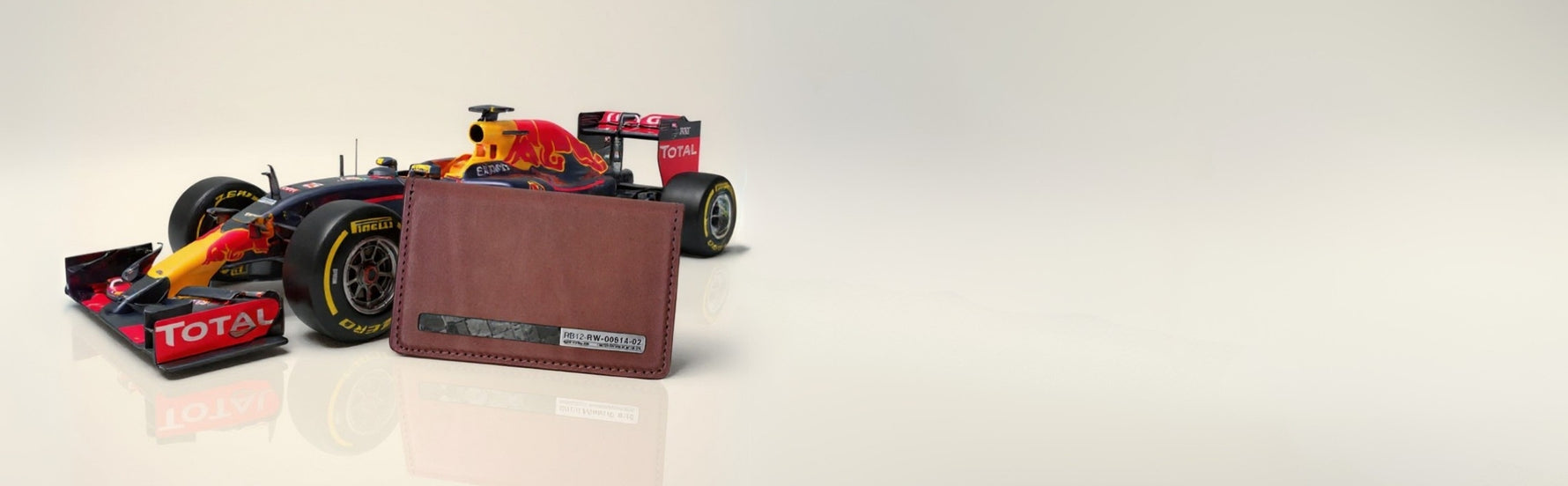 Sixty One Wallets | Race Used F1 Carbon Fibre & Italian Leather