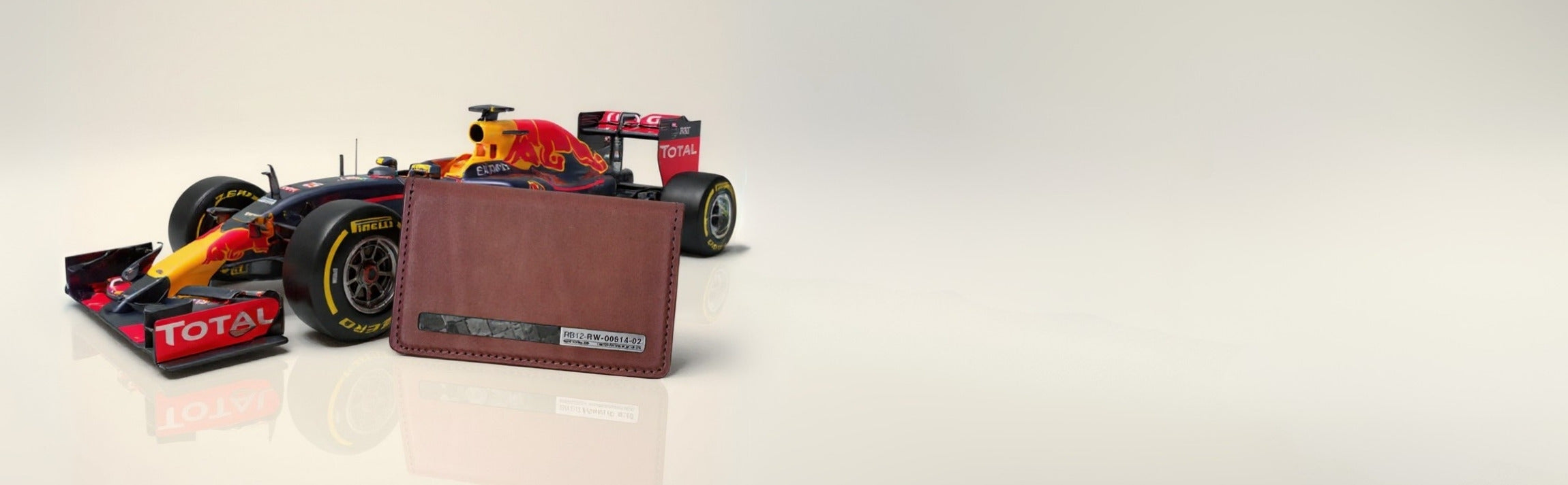 Sixty One Wallets | Race Used F1 Carbon Fibre & Italian Leather